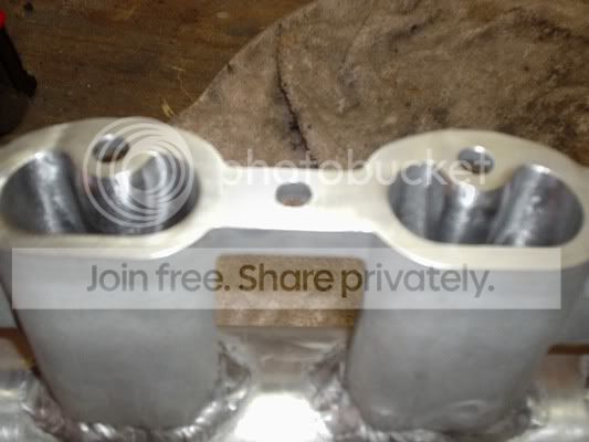 FIRST PICS!! New Tundra intake manifold, dual plenum | Toyota Tundra Forums