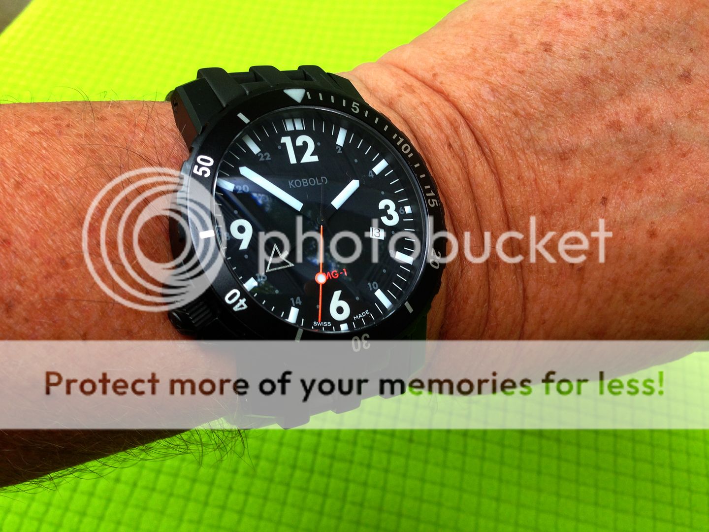 FS ::: KOBOLD SMG-1 TACTICAL WITH BRACELET PVD AEROSPACE TITANIUM ...