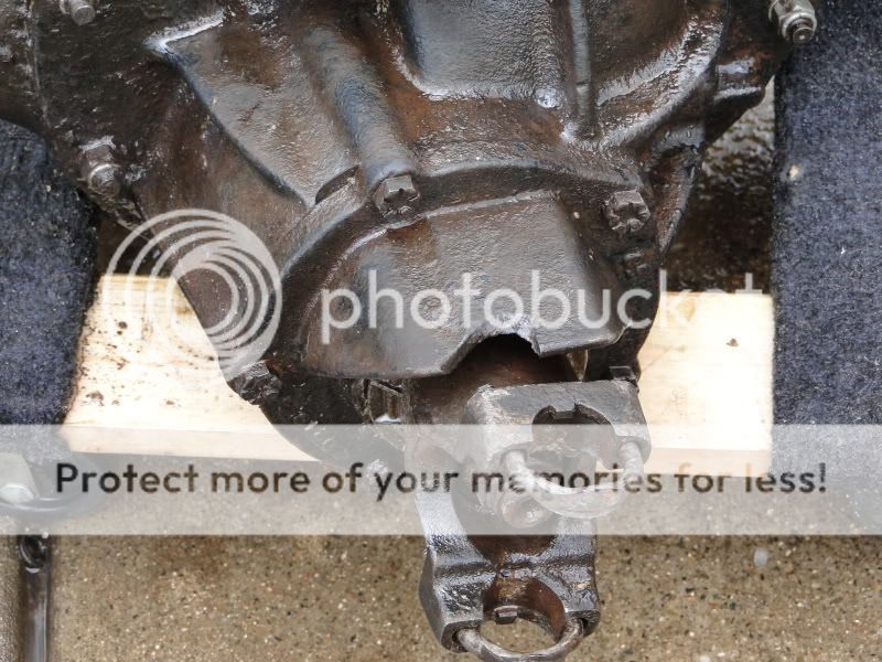 FJ40 Stuff- Off set Rear 9", fender flares, Springs | Pirate 4x4