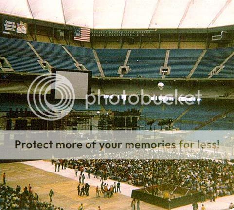 Houston 1977 video - Page 4 - Led Zeppelin Live - Led Zeppelin Official ...