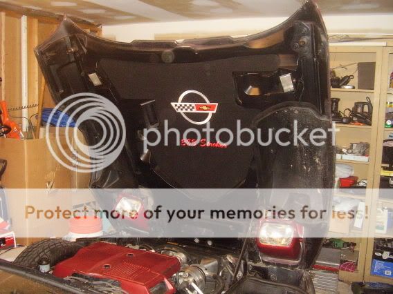 Who owns an 84 vette and what mods(engine/interior/exterior ...