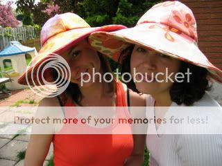 Amy Butler Blue Sky Hats AB027BH pattern review by Amy VG