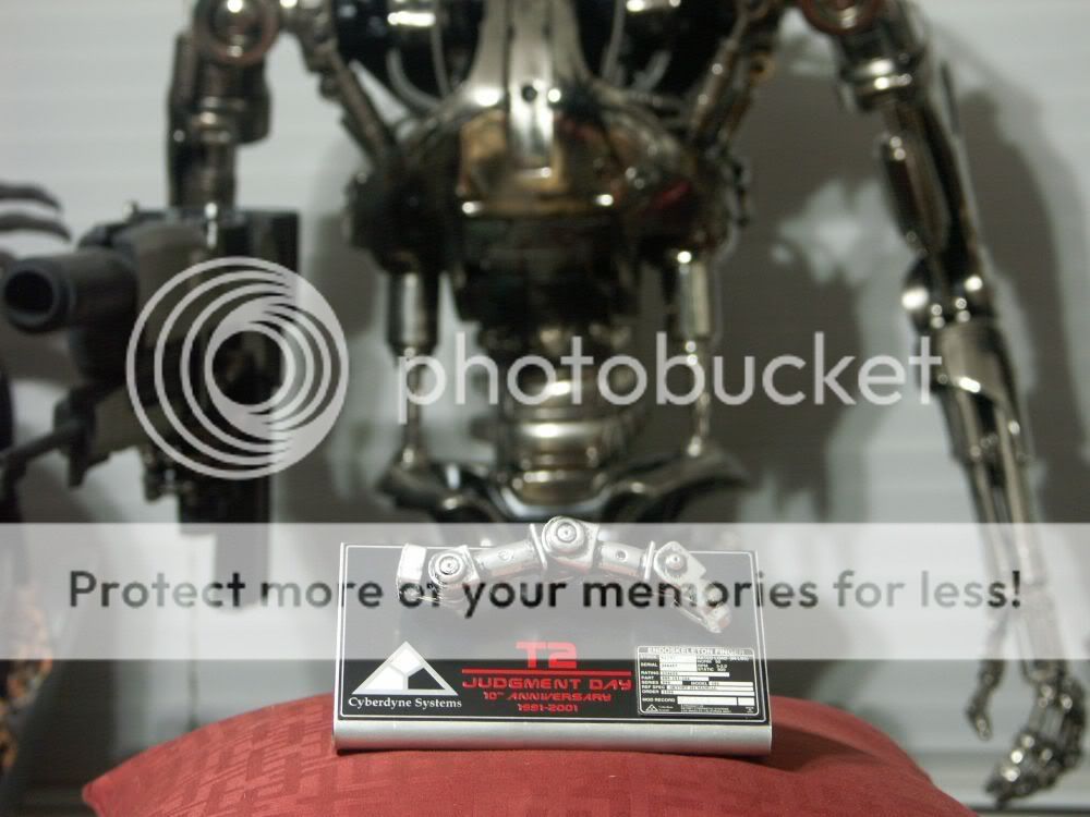 Terminator Finger | Collector Freaks Collectibles Forum